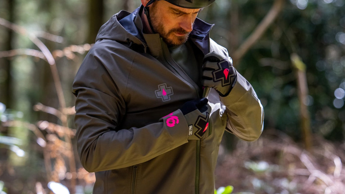 All Cycling Clothing | Jerseys, Jackets, Gloves, Shorts, Socks | MTB ...