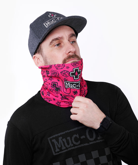 Lightweight Neck Gaiter - Pink Punk | Muc-Off UK